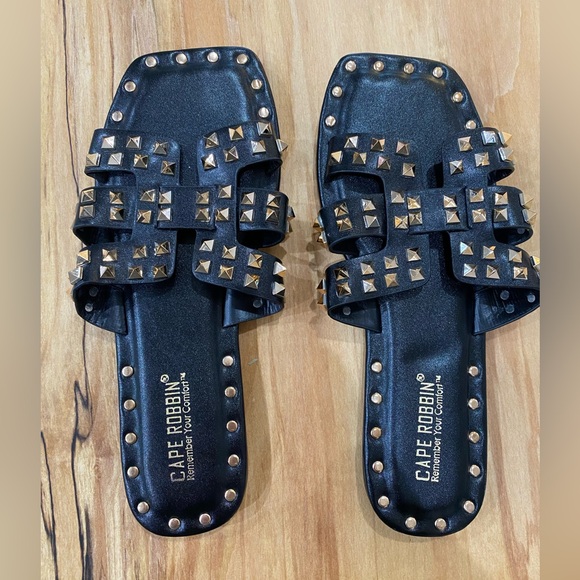 Cape Robbin | Shoes | Cape Robbin Black Studded Sandals | Poshmark